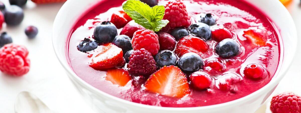 Soupe de fruits rouges au miel - Recette saine